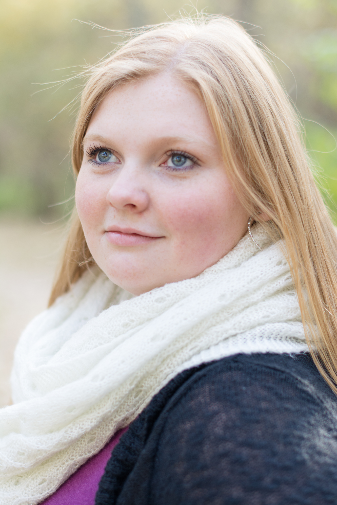 Courtney | Senior Review - Jessica Hacker